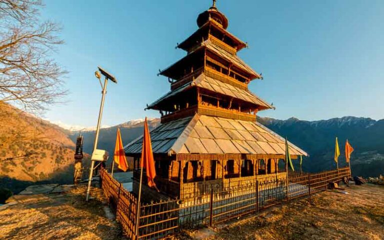 13 Best Places to Visit in Manali in June - Honeymoon Bug
