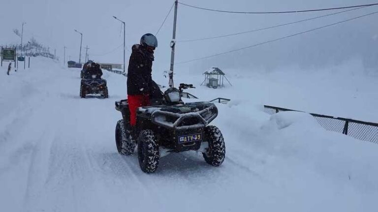 Kashmir in August : Places to Visit, Things to Do, Weather