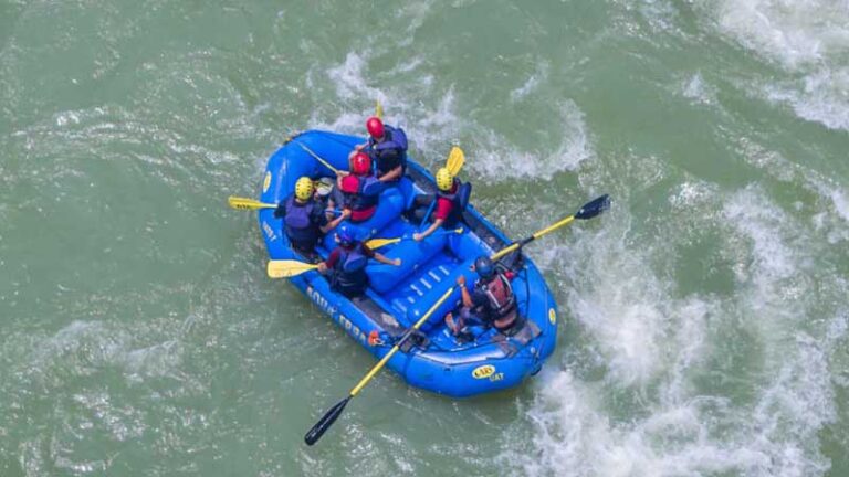 Kashmir in September : Best Places to Visit & Things to Do