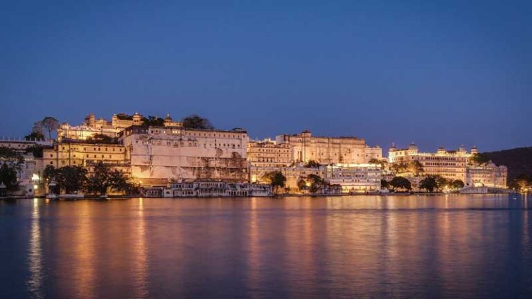9 Best Things to do in Udaipur for Couples - Honeymoon Bug