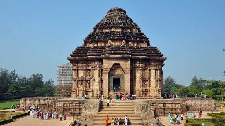 Visit These 9 Most Famous Temples in Odisha for Spiritual Trip
