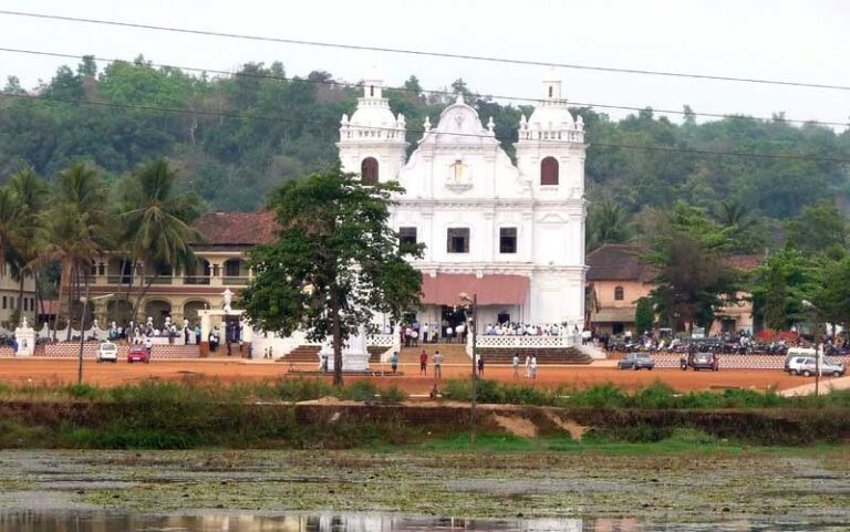 Top 9 Famous Churches in Goa You Must Visit on Your Next Trip