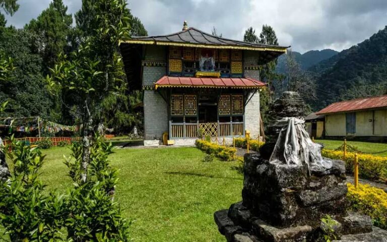 8 Best Historical Places & Monuments in Sikkim - Honeymoon Bug